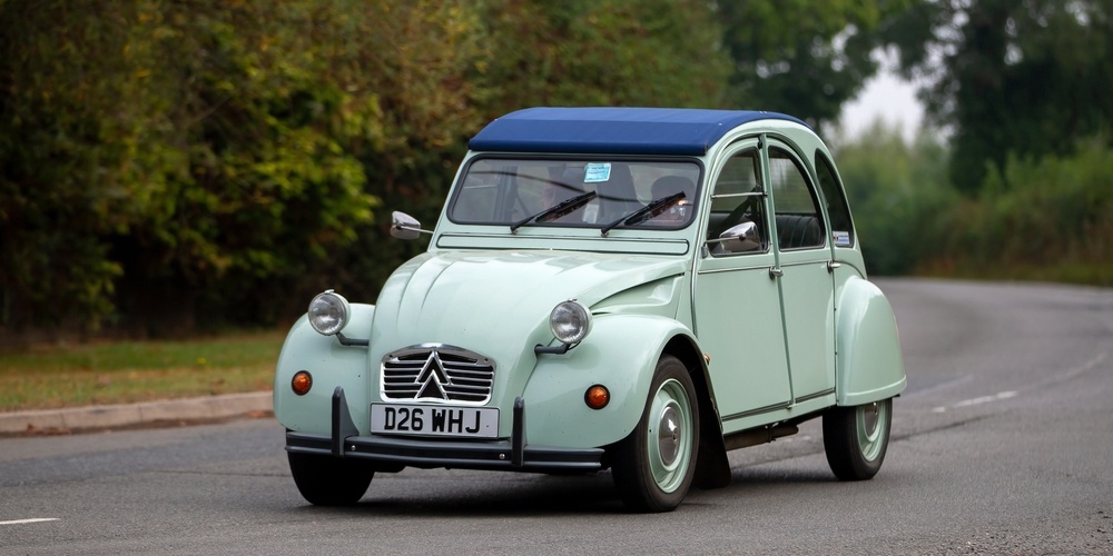 The Tin Snail: Introducing the Citroën 2CV