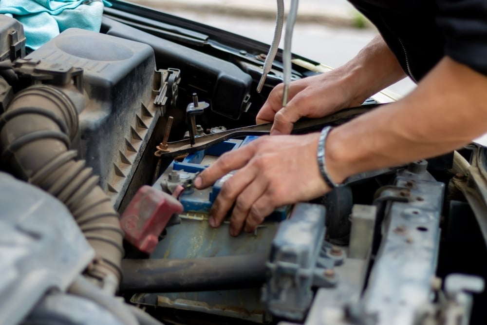 How and when to use a trickle charger